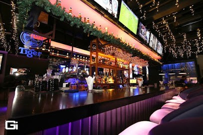 Gridiron Sports Cafe & Lounge, Bar cuisine at Bangsar, Kuala Lumpur ...